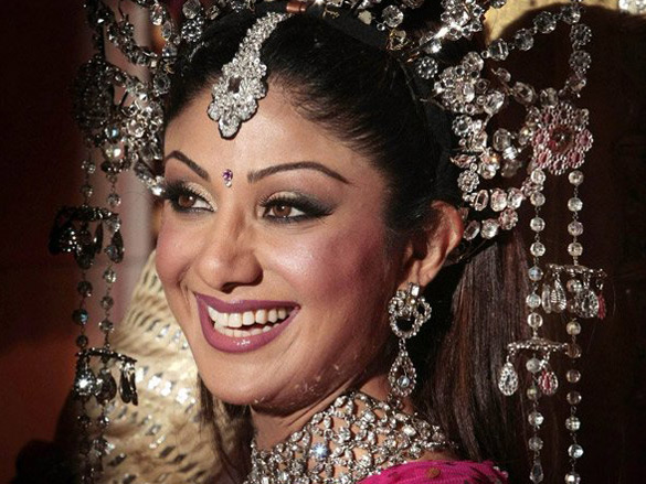 Shilpa Shetty Photos, Images, HD Wallpapers, Shilpa Shetty HD Images ...