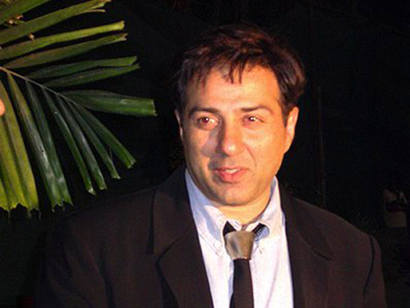 Lakeer Movie: Review | Release Date (2004) | Songs | Music | Images ...