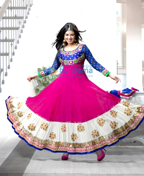 Ayesha Takia Azmi Photos, Images, HD Wallpapers, Ayesha Takia Azmi HD ...