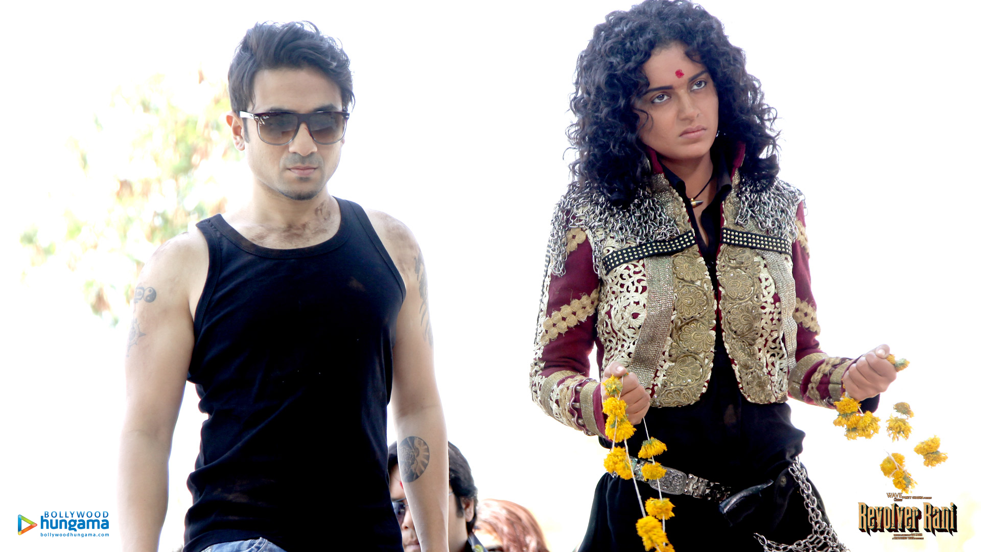 Revolver Rani 2014 Wallpapers | Revolver Rani 2014 HD Images | Photos ...