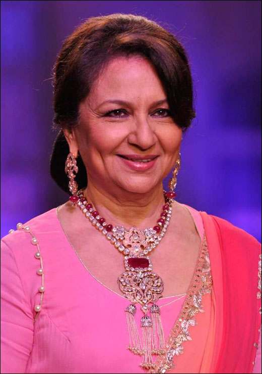 Sharmila Tagore Images, HD Wallpapers, and Photos 2 - Bollywood Hungama