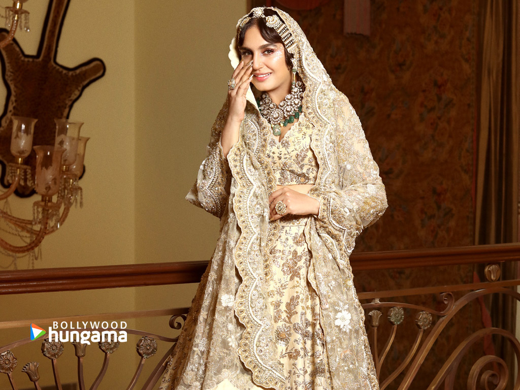 Huma Qureshi Wallpapers | huma-qureshi-6-37 - Bollywood Hungama