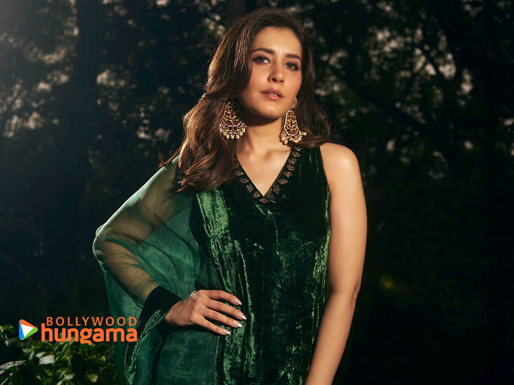 Raashii Khanna, Filmography, Movies, Raashii Khanna News, Videos, Songs ...