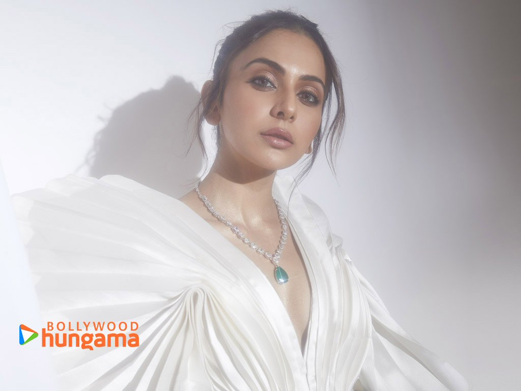 Rakul Preet Singh Wallpapers | rakul-preet-singh-1-246 - Bollywood Hungama