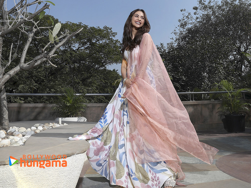 Rakul Preet Singh Wallpapers | rakul-preet-singh-2-211 - Bollywood Hungama