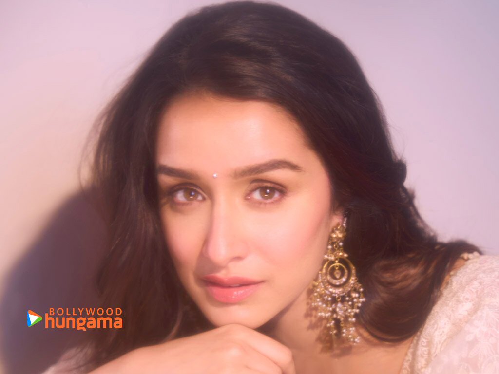 Shraddha Kapoor Wallpapers | shraddha-kapoor-1-80 - Bollywood Hungama