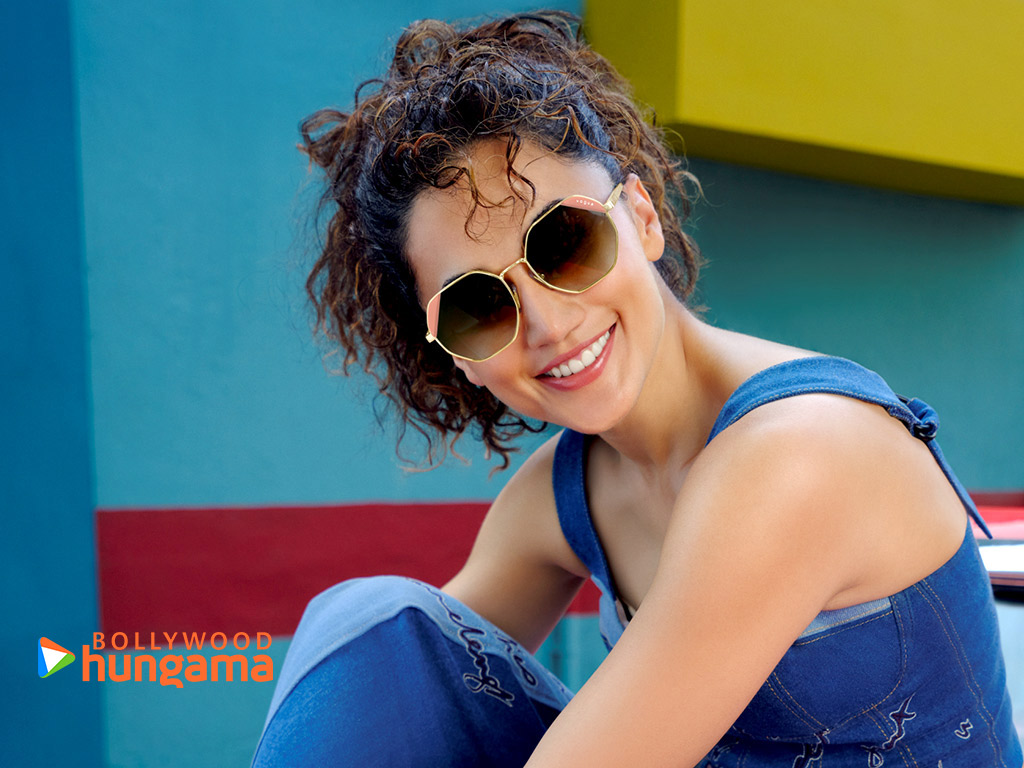 Taapsee Pannu Wallpapers | taapsee-pannu-4-42 - Bollywood Hungama