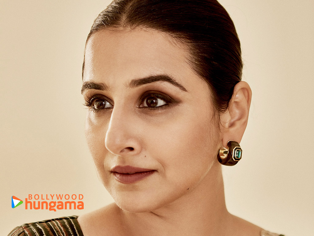 Vidya Balan Wallpapers | vidya-balan-3-25 - Bollywood Hungama