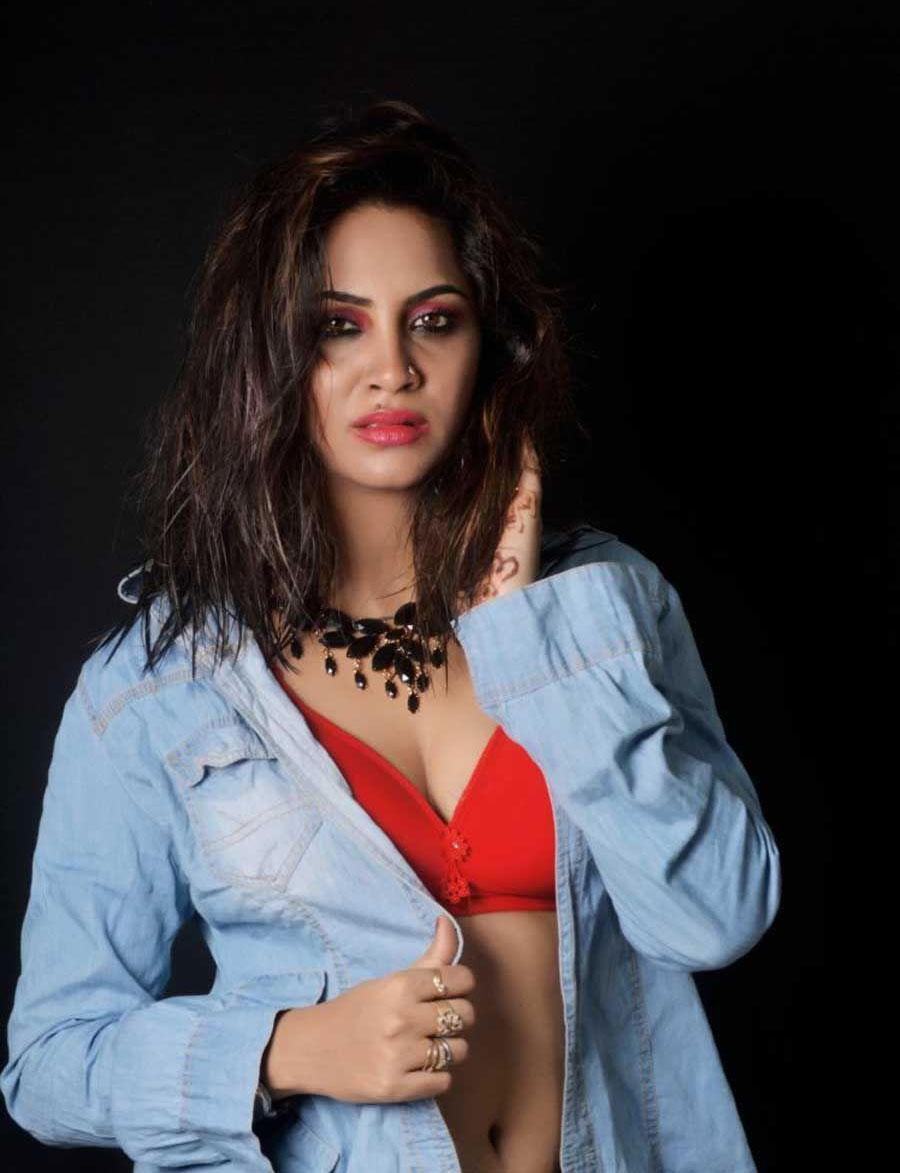 Arshi Khan Hit Movies List | Arshi Khan Box Office Collection - Bollywood Hungama