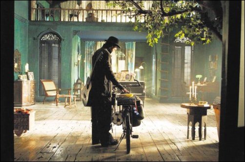 A sneak peek at Saawariya's sets - Bollywood Hungama