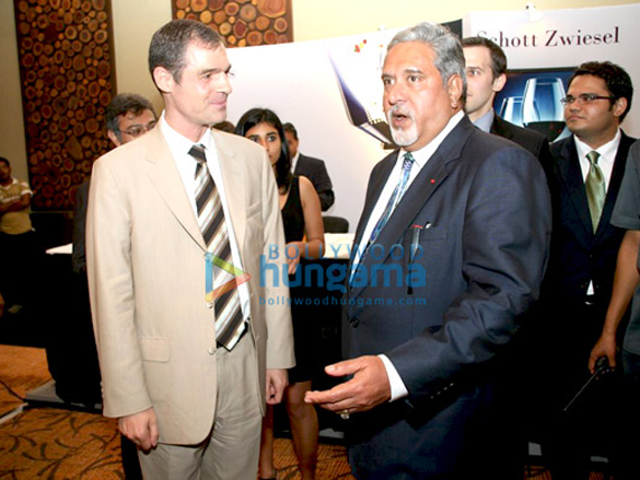 Vijay Mallya With The Models At The Sopexa French Wine Fest | Photo Of ...