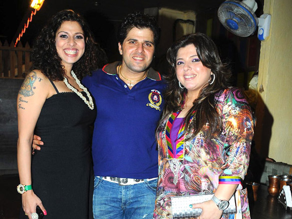 Tanaz Irani twitter Live Updates - Bollywood Hungama