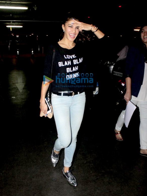 Jacqueline Fernandez snapped returning from Colombo | Jacqueline ...
