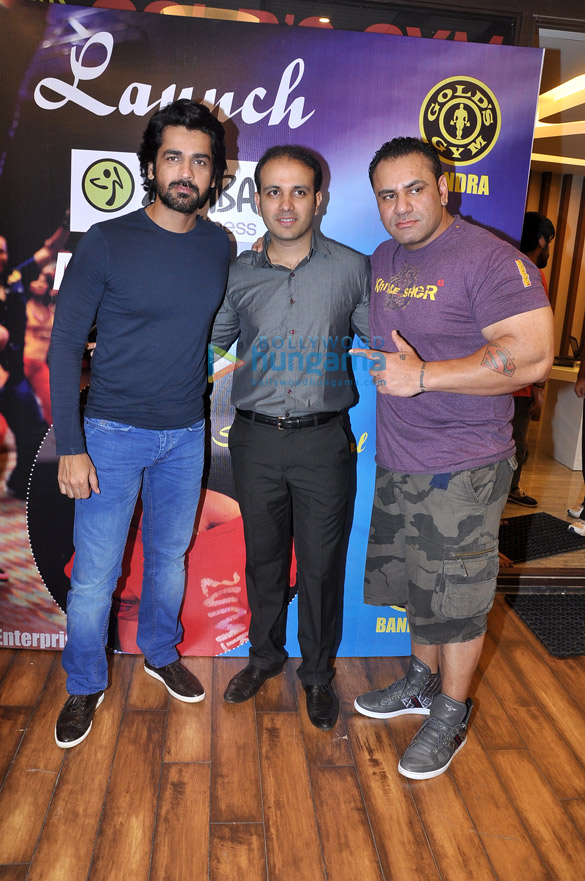 Kajal Aggarwal & Arjan Bajwa grace Zumba master classes at Gold’s Gym ...