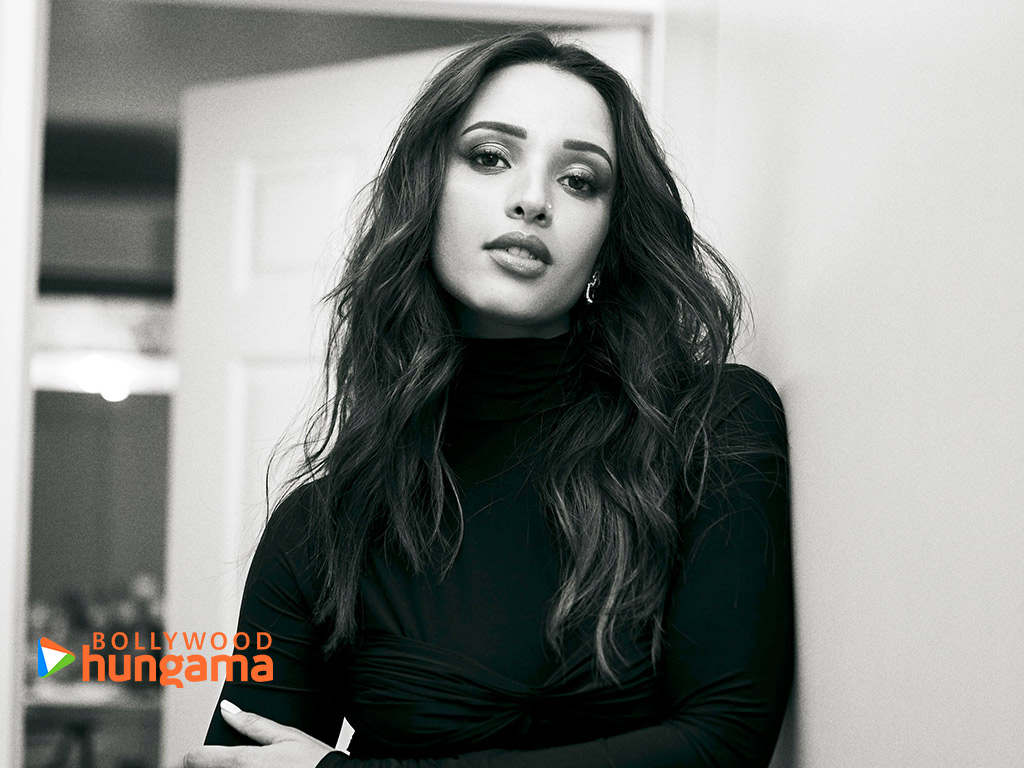 Triptii Dimri Wallpapers | triptii-dimri-4-10 - Bollywood Hungama