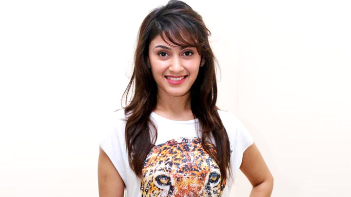 Manjari Fadnnis | What's In My Bag | Fashion | Bollywood Hungama ...