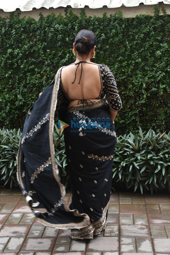 Vidya Balan Back