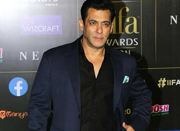IIFA 2019: Stray dog robs Salman Khan’s green carpet appearance, leaves ...