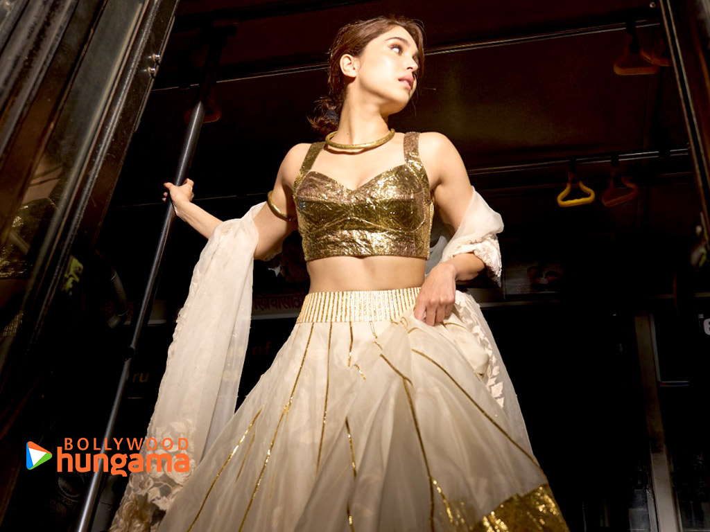 Sharvari Wallpapers | sharvari-3-20 - Bollywood Hungama