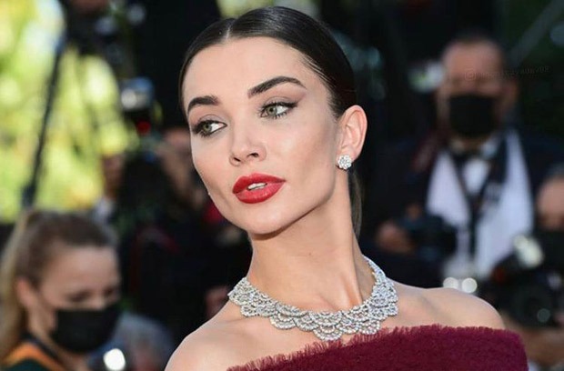Amy Jackson makes opulent red carpet appearance at Cannes 2021 in long ...