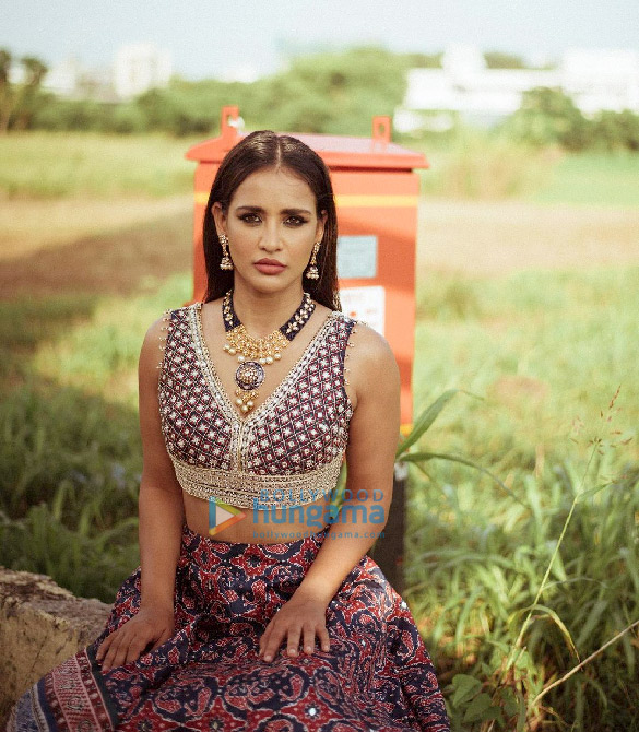 Aisha Sharma Photos, Images, HD Wallpapers, Aisha Sharma HD Images ...