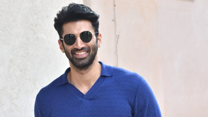 "Aditya is HOTTER than Hrithik Roshan"- Aditya REACTS to this fan ...