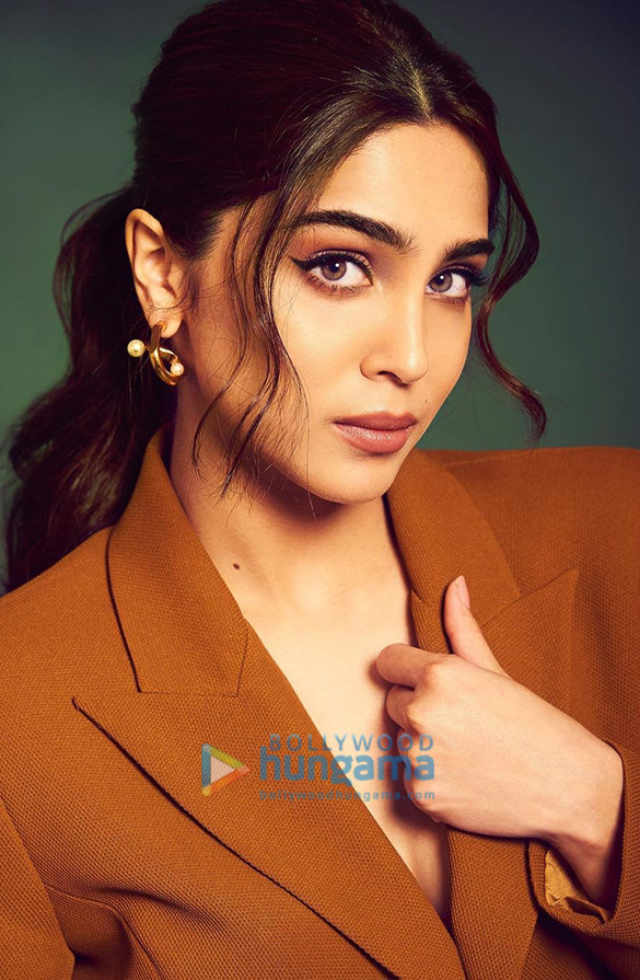 Sharvari Photos, Images, HD Wallpapers, Sharvari HD Images, Photos ...