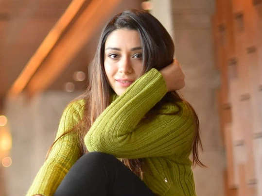 Anchal Singh, Filmography, Movies, Anchal Singh News, Videos, Songs ...