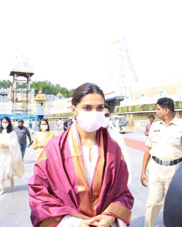 Deepika Padukone and father Prakash Padukone visit Tirupathi to seek ...