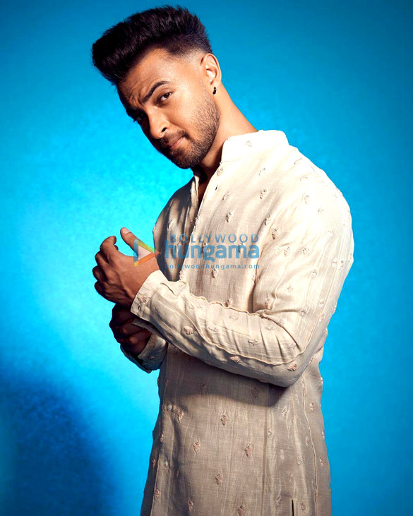 Aayush Sharma Photos, Images, HD Wallpapers, Aayush Sharma HD Images ...