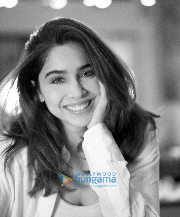 Sharvari Photos, Images, HD Wallpapers, Sharvari HD Images, Photos ...