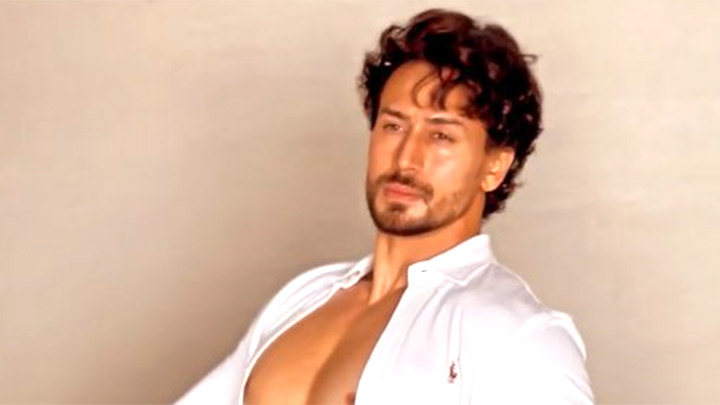 Can’t stop drooling over Tiger Shroff’s perfectly chiselled abs ...
