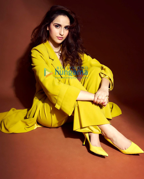 Sadia Khateeb Photos, Images, HD Wallpapers, Sadia Khateeb HD Images ...