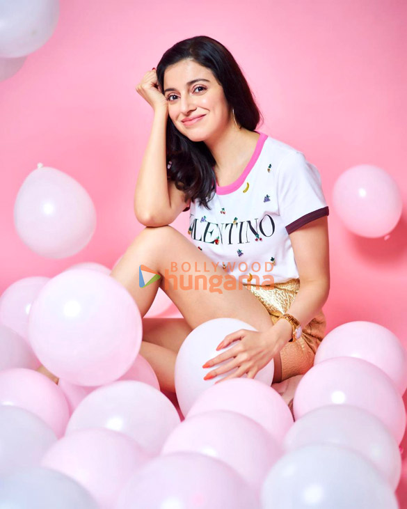 Divya Khossla Photos, Images, HD Wallpapers, Divya Khossla HD Images ...