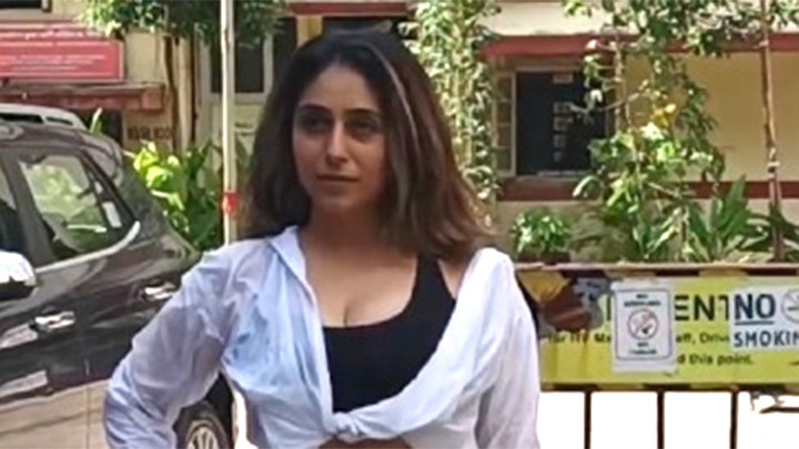 Neha Bhasin Is The Perfect Combination Of Sporty And Sexy Bollywood Hungama