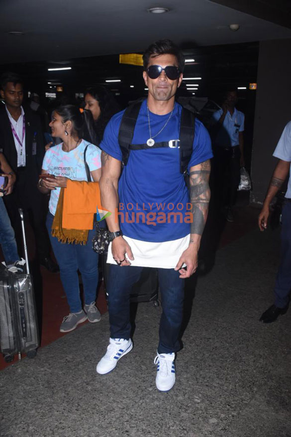 Photos Deepika Padukone, Akshay Oberoi and Karan Singh Grover snapped ...
