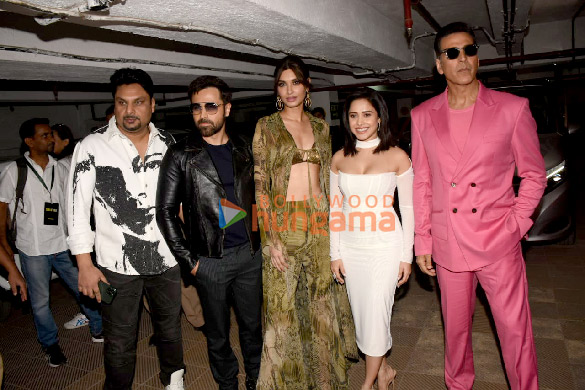 Photos Akshay Kumar, Emraan Hashmi, Nushrratt Bharuccha and Diana Penty snapped at the trailer ...