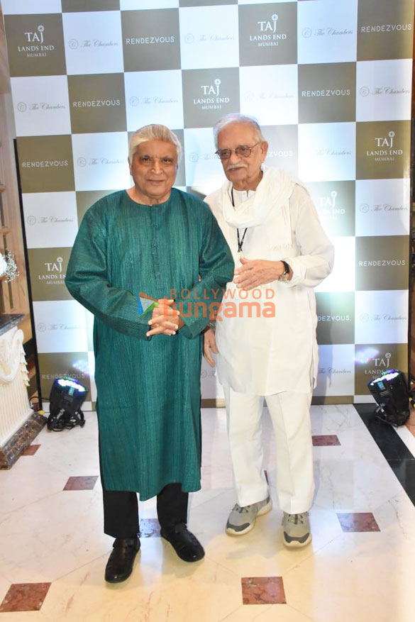Photos Celebs attend Javed Akhtar’s book launch (13) | Javed Akhtar ...