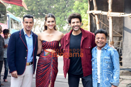 Photos: Kartik Aaryan, Kriti Sanon and the cast of Shehzada snapped promoting the film on sets ...
