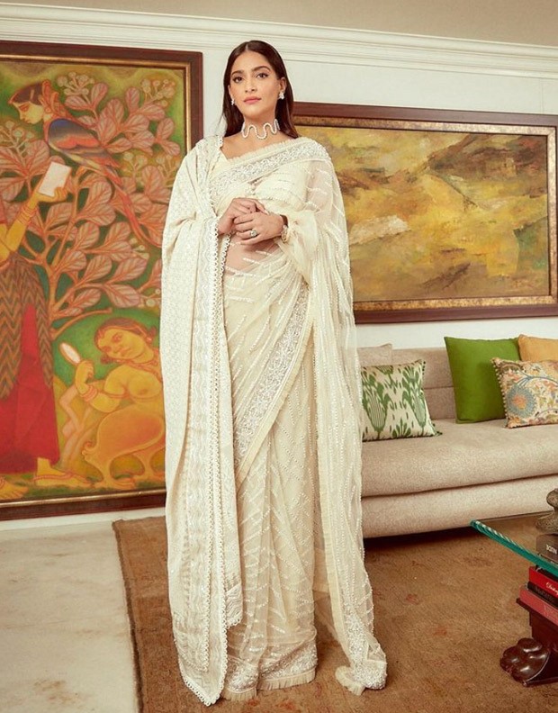 Sonam Kapoor’s white saree by Abu Jani Sandeep Khosla comes with the ...