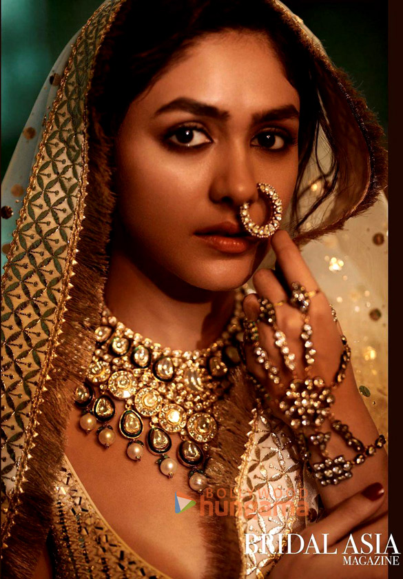 Mrunal Thakur Photos, Images, HD Wallpapers, Mrunal Thakur HD Images ...