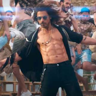 Pathaan: Shah Rukh Khan felt shy to flaunt his eight-pack abs in ...