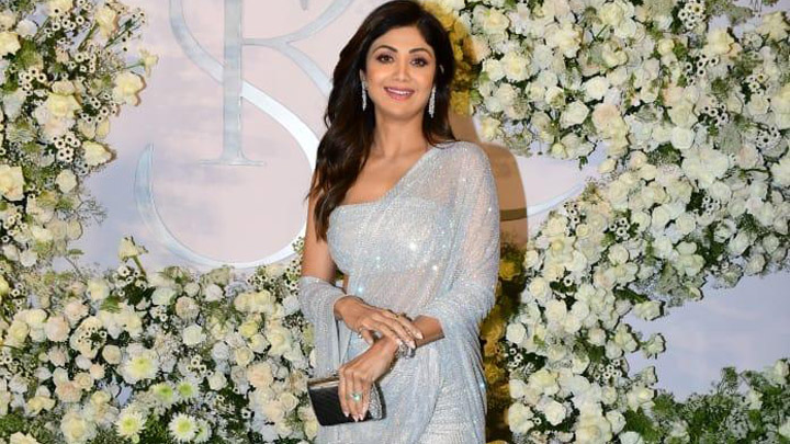 Shilpa Shetty looks extremely stylish in silver outfit at Sidharth ...