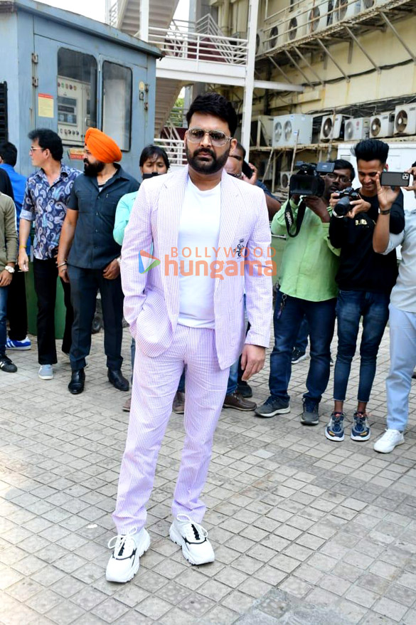 Photos Kapil Sharma and Shahana Goswami snapped attending the trailer ...