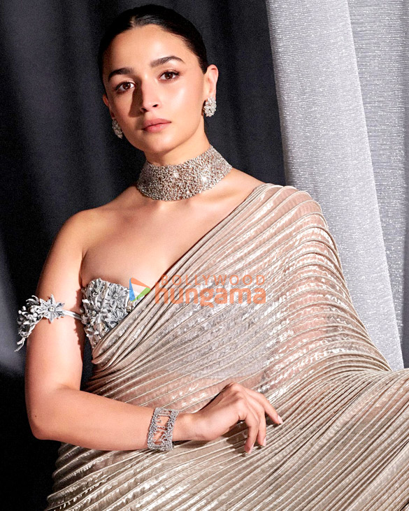 Photos, Images, HD Wallpapers, HD Images, Photos - Bollywood Hungama