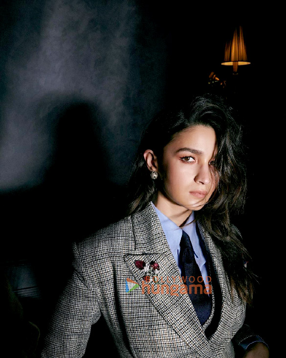 Photos, Images, HD Wallpapers, HD Images, Photos - Bollywood Hungama
