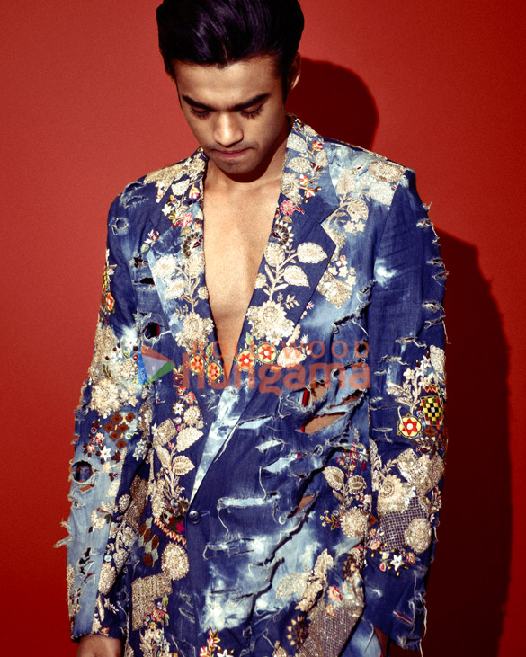 Babil Khan Photos, Images, HD Wallpapers, Babil Khan HD Images, Photos ...