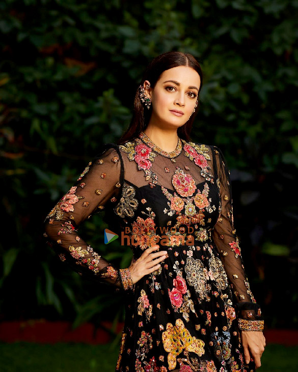 Photos, Images, HD Wallpapers, HD Images, Photos - Bollywood Hungama
