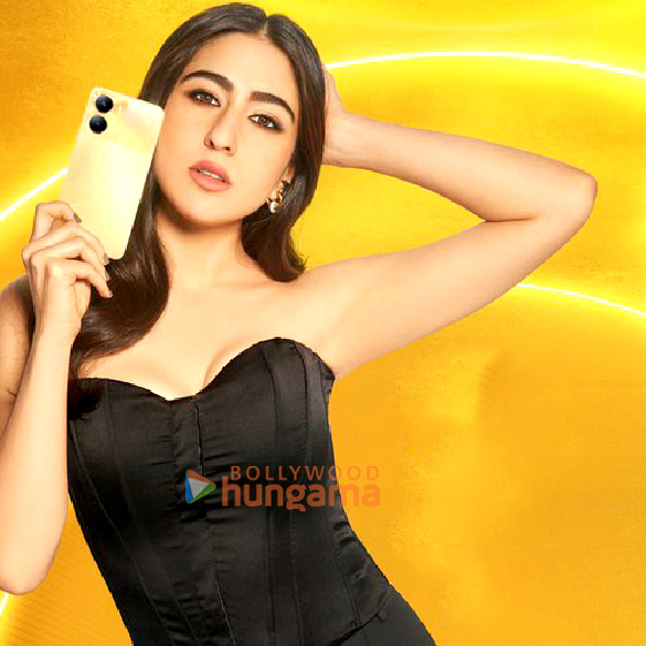 Sara Ali Khan Photos, Images, HD Wallpapers, Sara Ali Khan HD Images ...