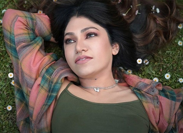 Tulsi Kumar drops travel song ‘Bolo Na’ as part of ‘Truly Konnected ...